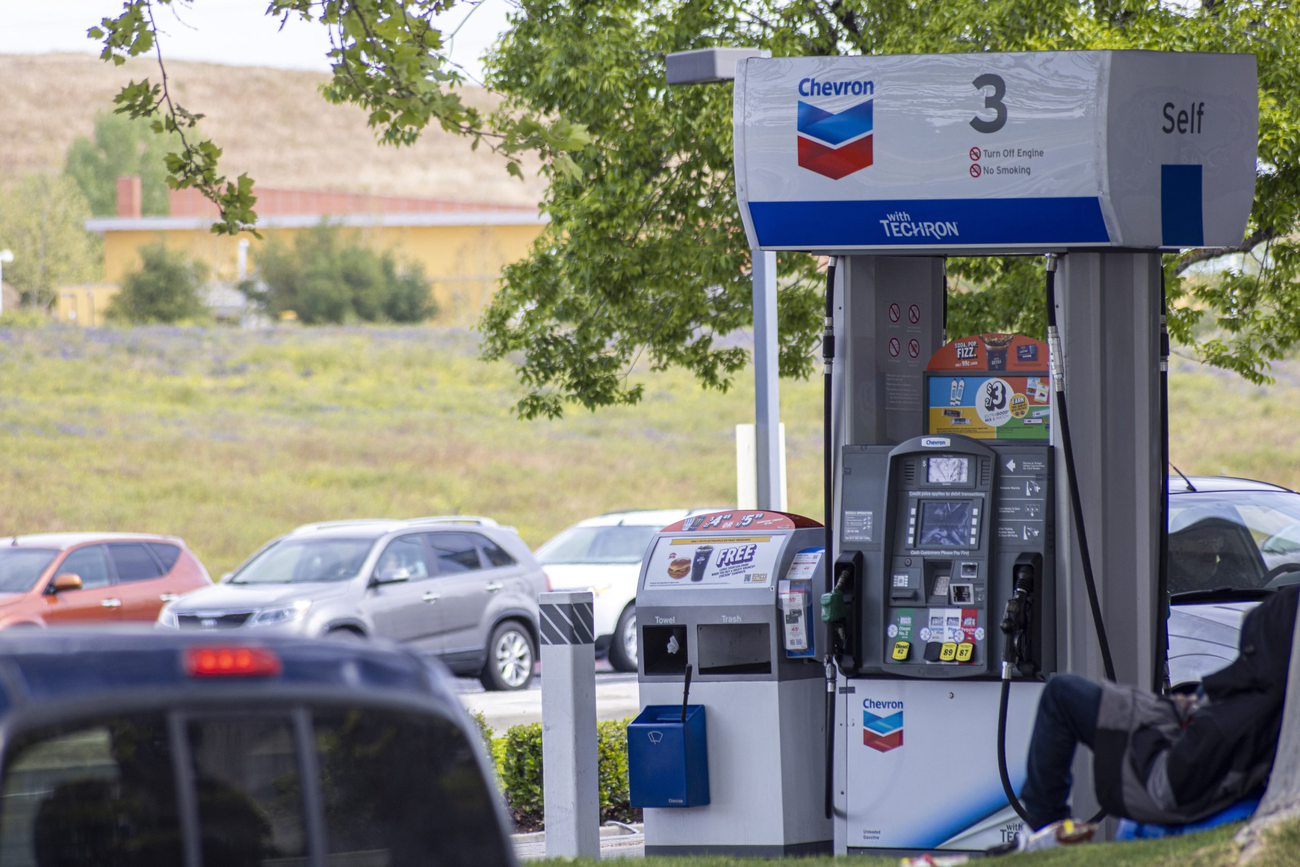 Chevron announces layoffs following move out of San Ramon - Danville ...