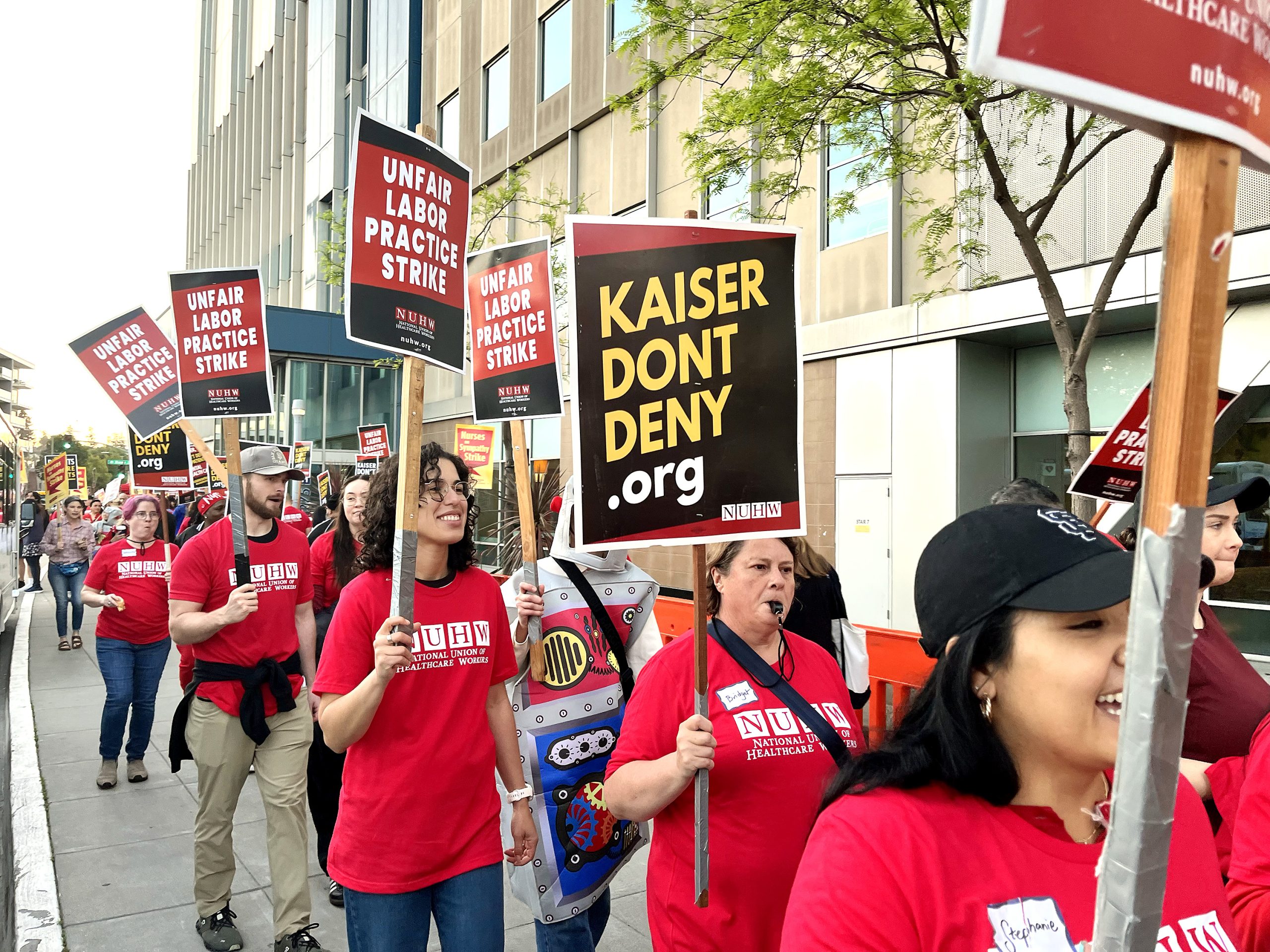 Kaiser Permanente health care workers ratify new contract - Danville ...